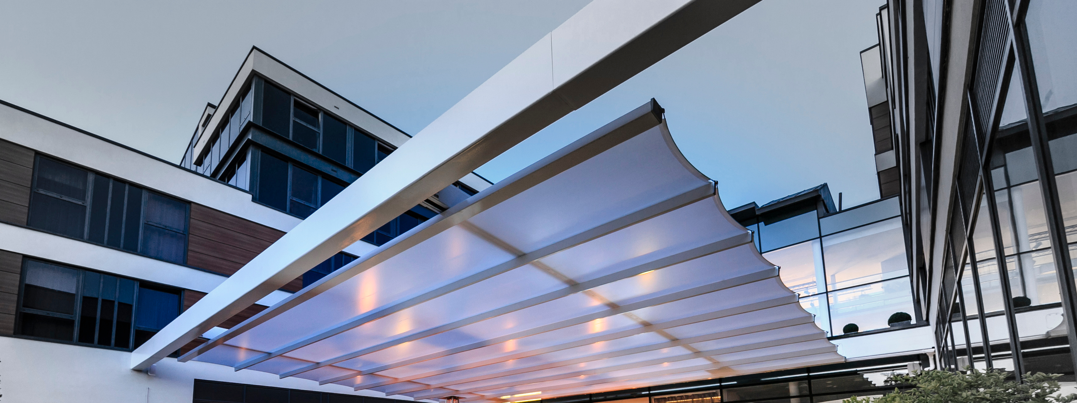 En-Fold | En-Fold® Retractable Awning by Uni-Systems